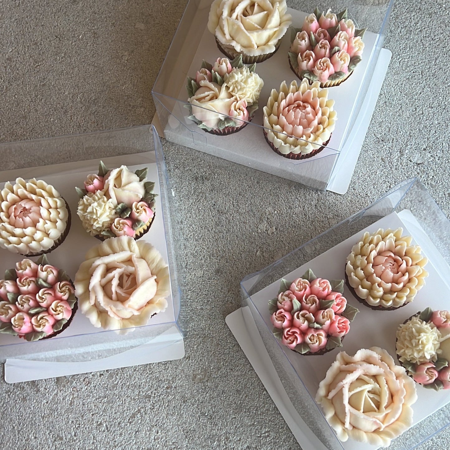 CUSTOM COLOURS - Box of 4 Floral Cupcakes - Edible Florals - Classic S ...